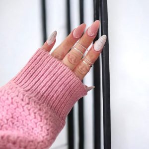 35 March Nails Spring For Blooming Manicures - Emerlyn Closet