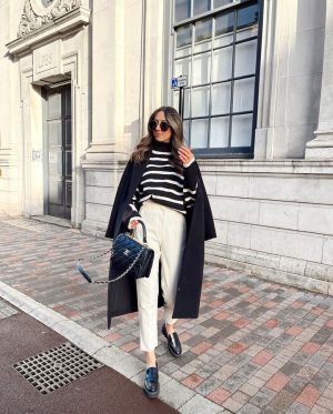 25 Cold Winter Outfits For A Stylish Season - Emerlyn Closet